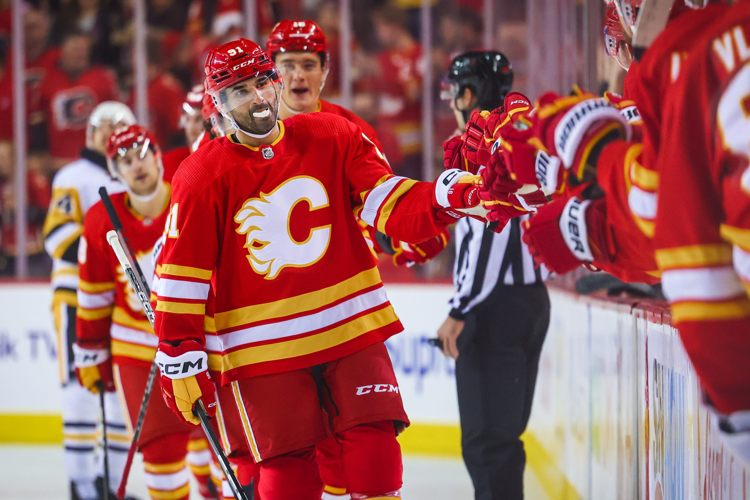 Nazem Kadri revient dans le giron d’une formation du Pool - Le Pool de ...