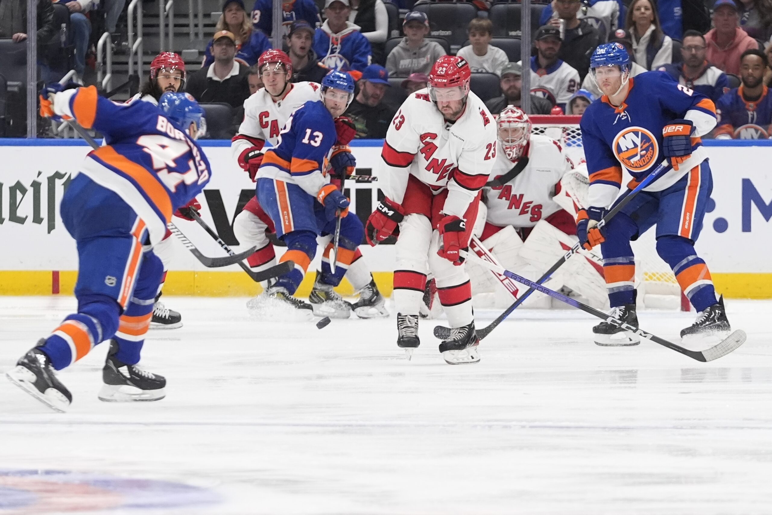 La Caroline peut se reprendre contre les Islanders - Le Pool de Hockey